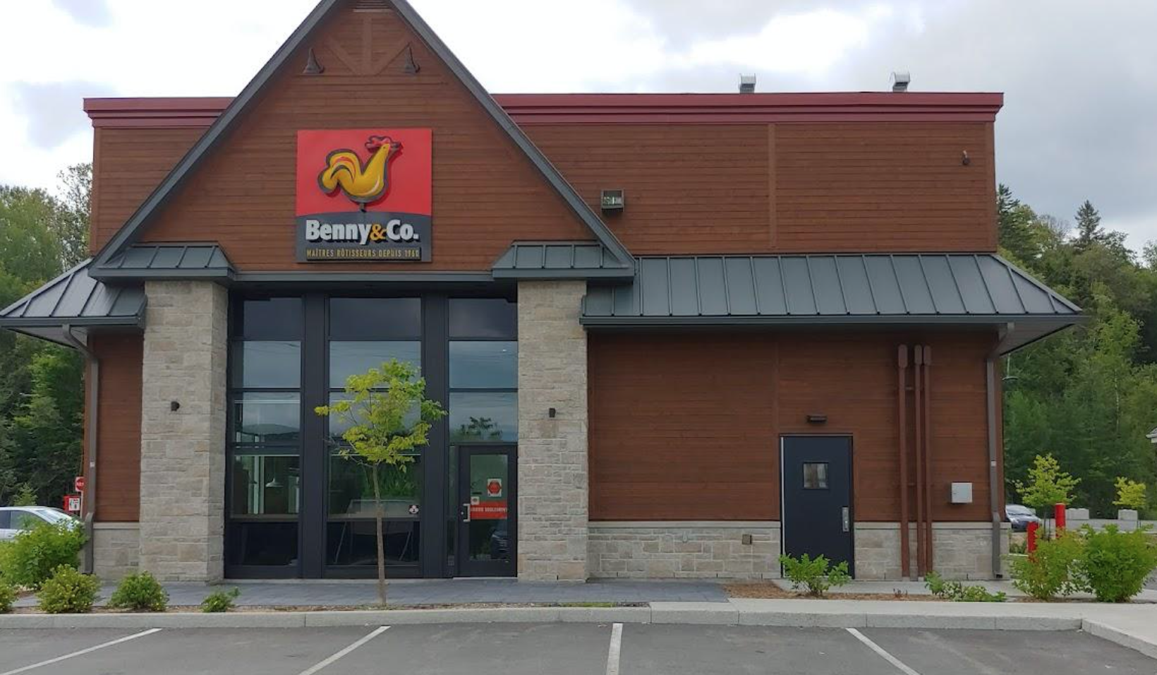 Benny & Co | Rotisserie Chicken Mont Tremblant